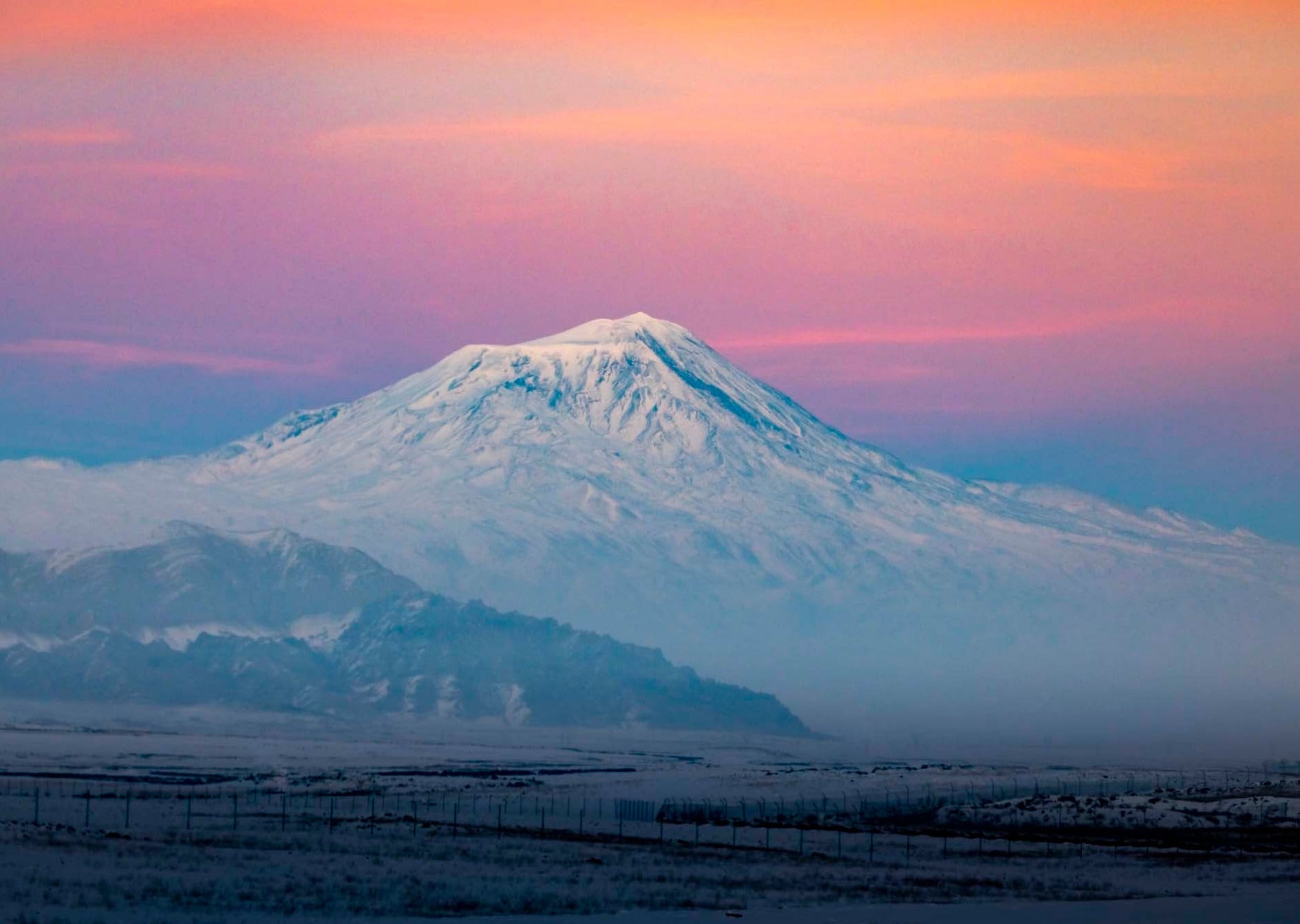Ararat – LauraTidwell