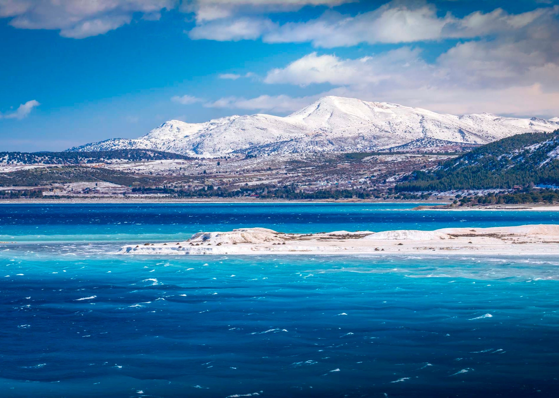 Salda and Snow – LauraTidwell